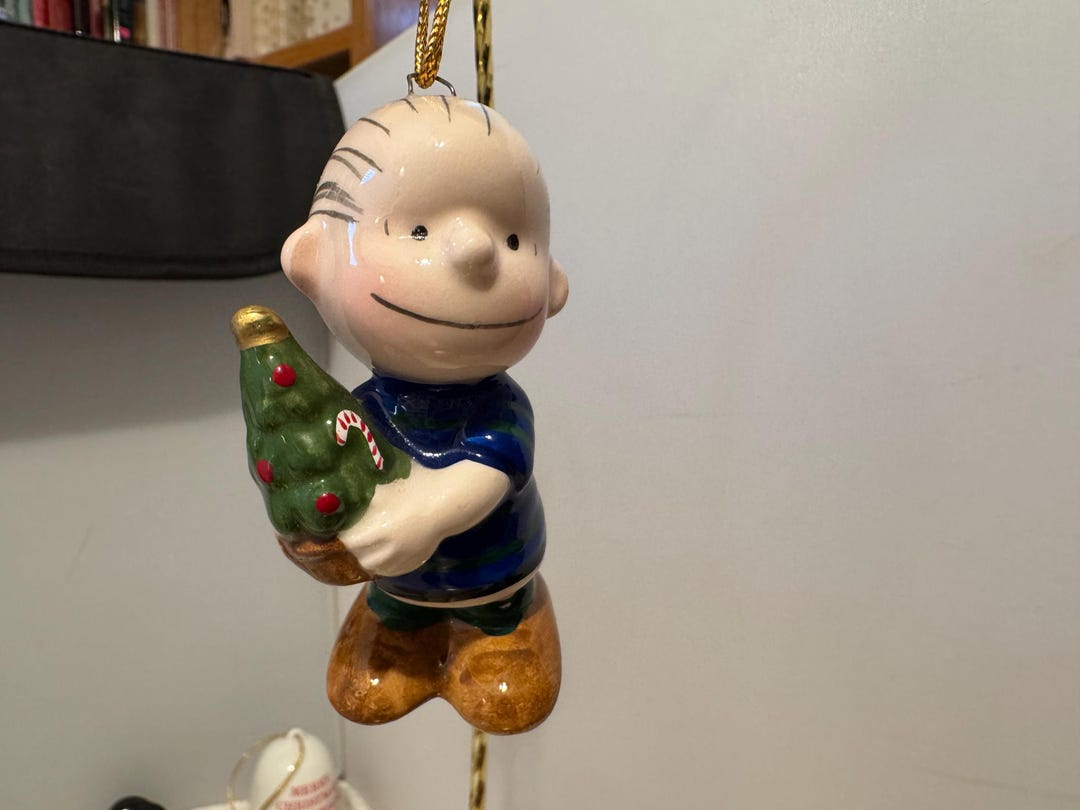 Vintage Peanuts Linus W/tree Christmas Ornament - Etsy