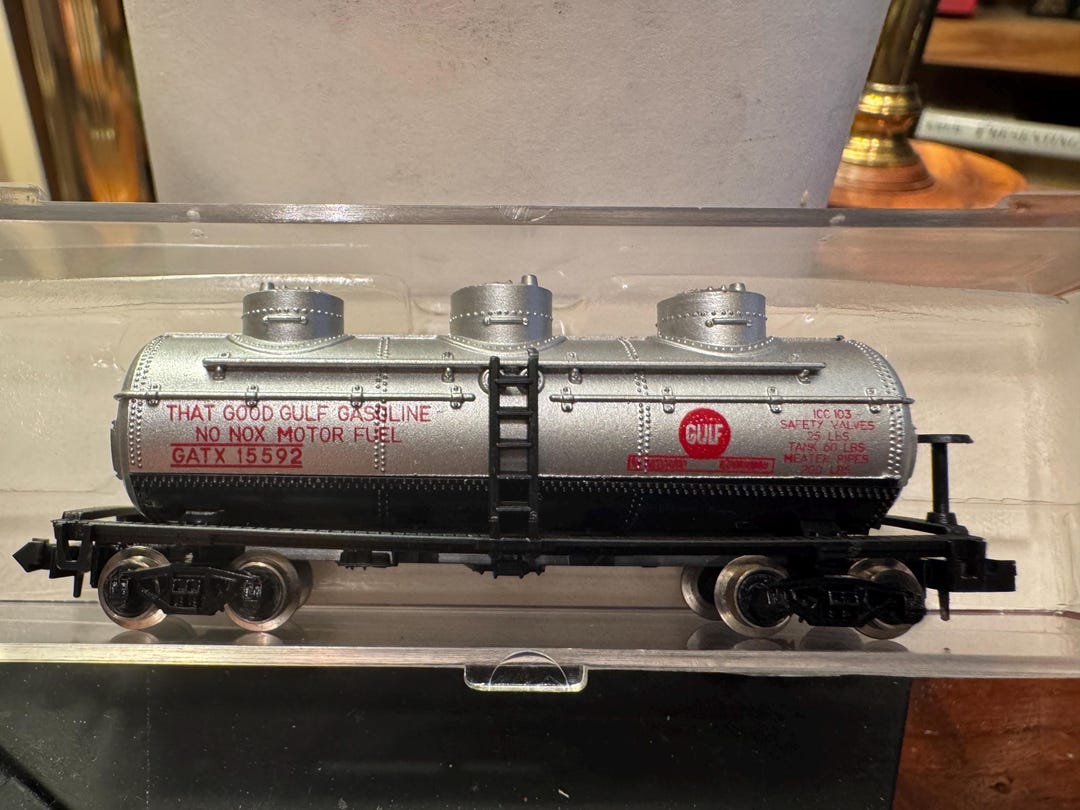 Life-like N-scale S784D - GULF - Three Dome Tank Car - Etsy