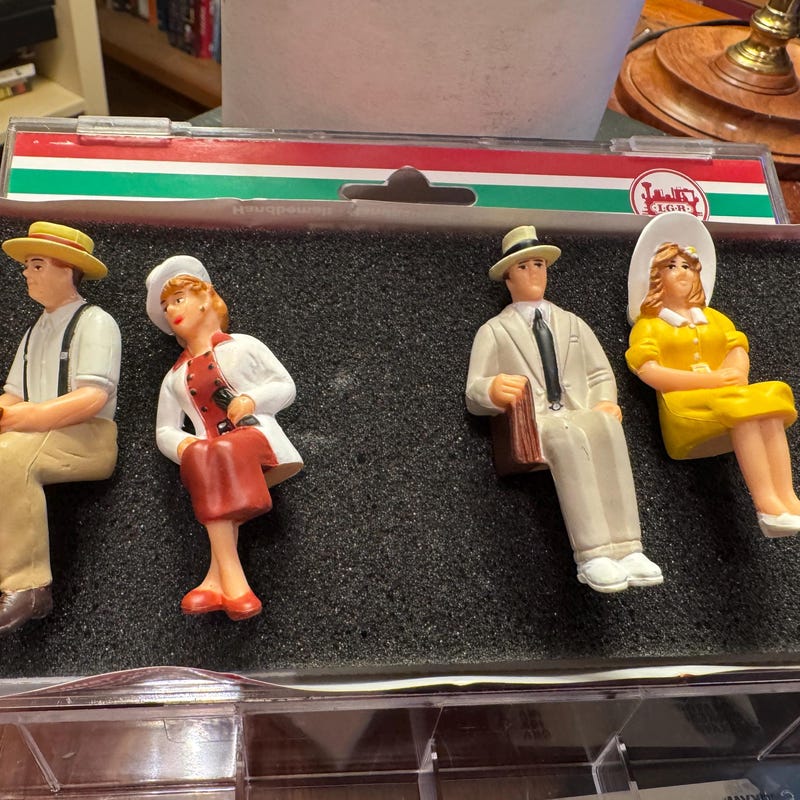 Scale Figures Sitting - Etsy