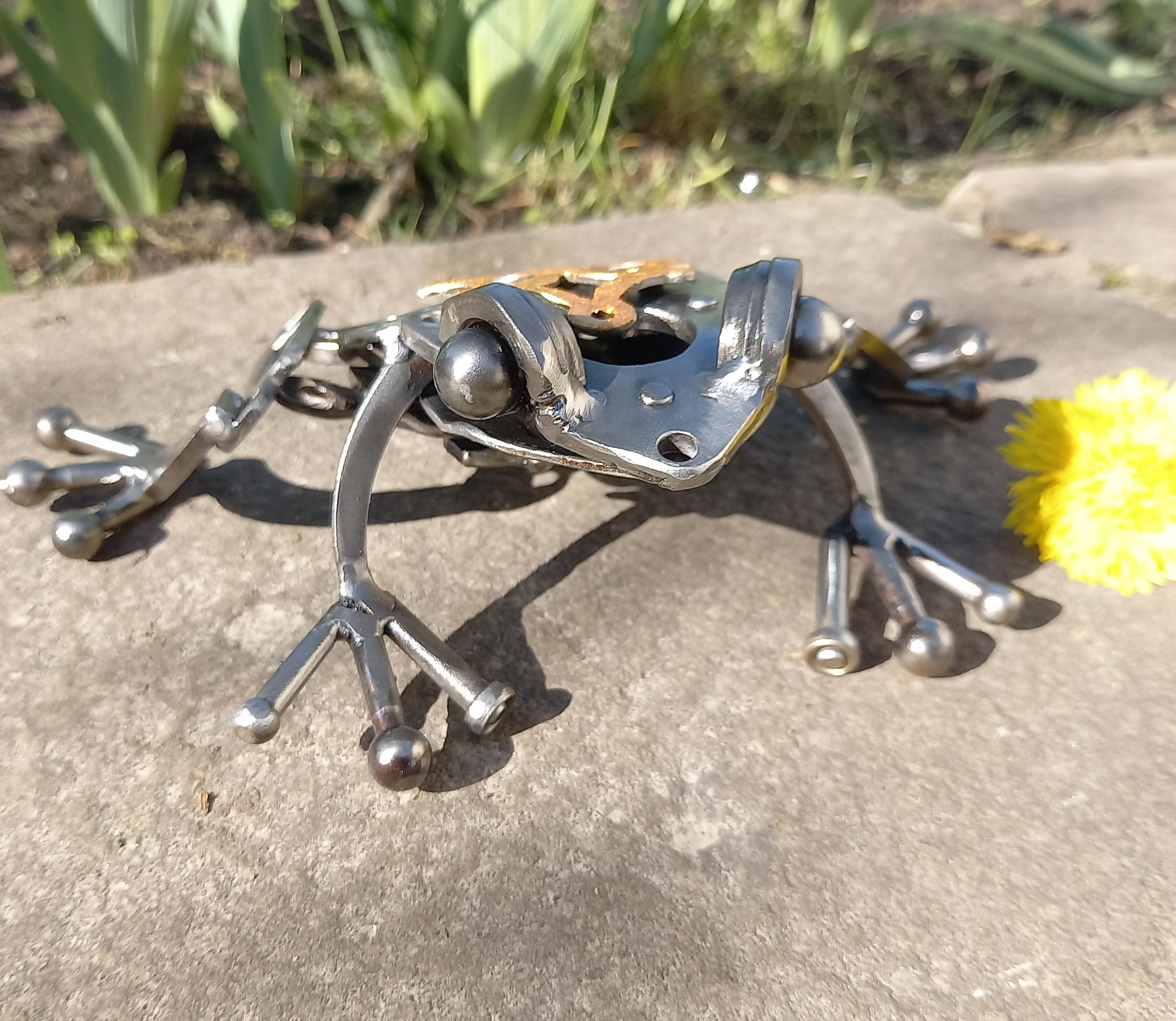Frog, Scrap Art, Metal Art, Recycling and Waste, Collections ...