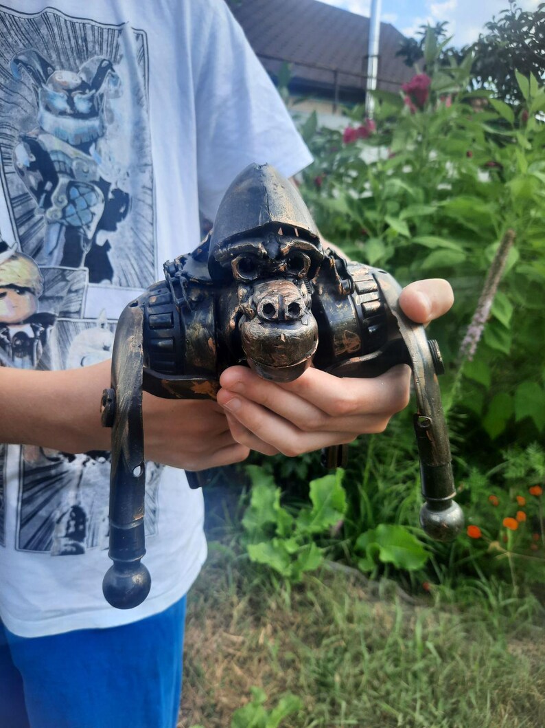 King Kong, Monkey, Scrap Art, Metal Art, Recycling and Waste ...