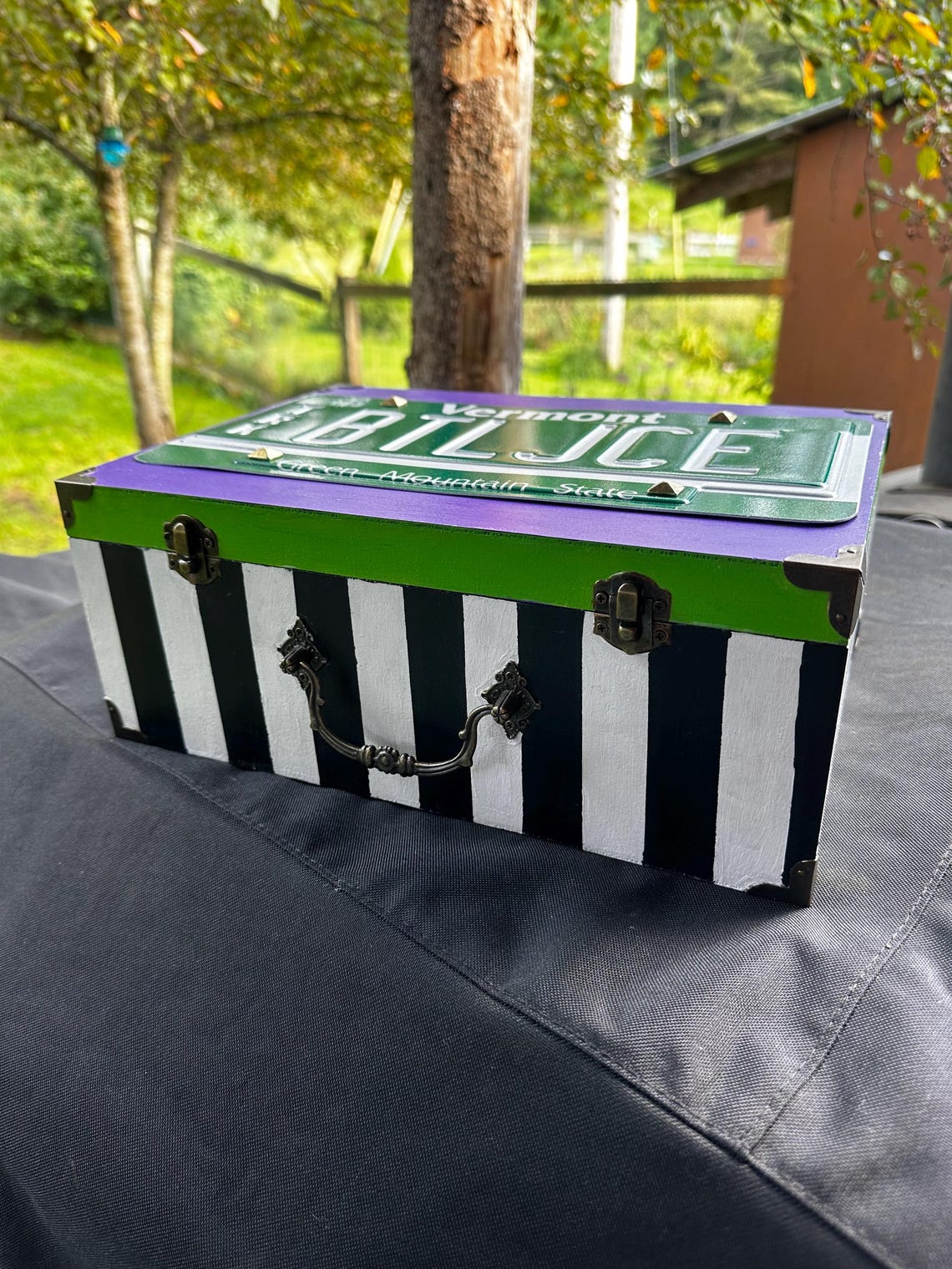 Custom Handpainted Beetlejuice Wooden Box - Etsy