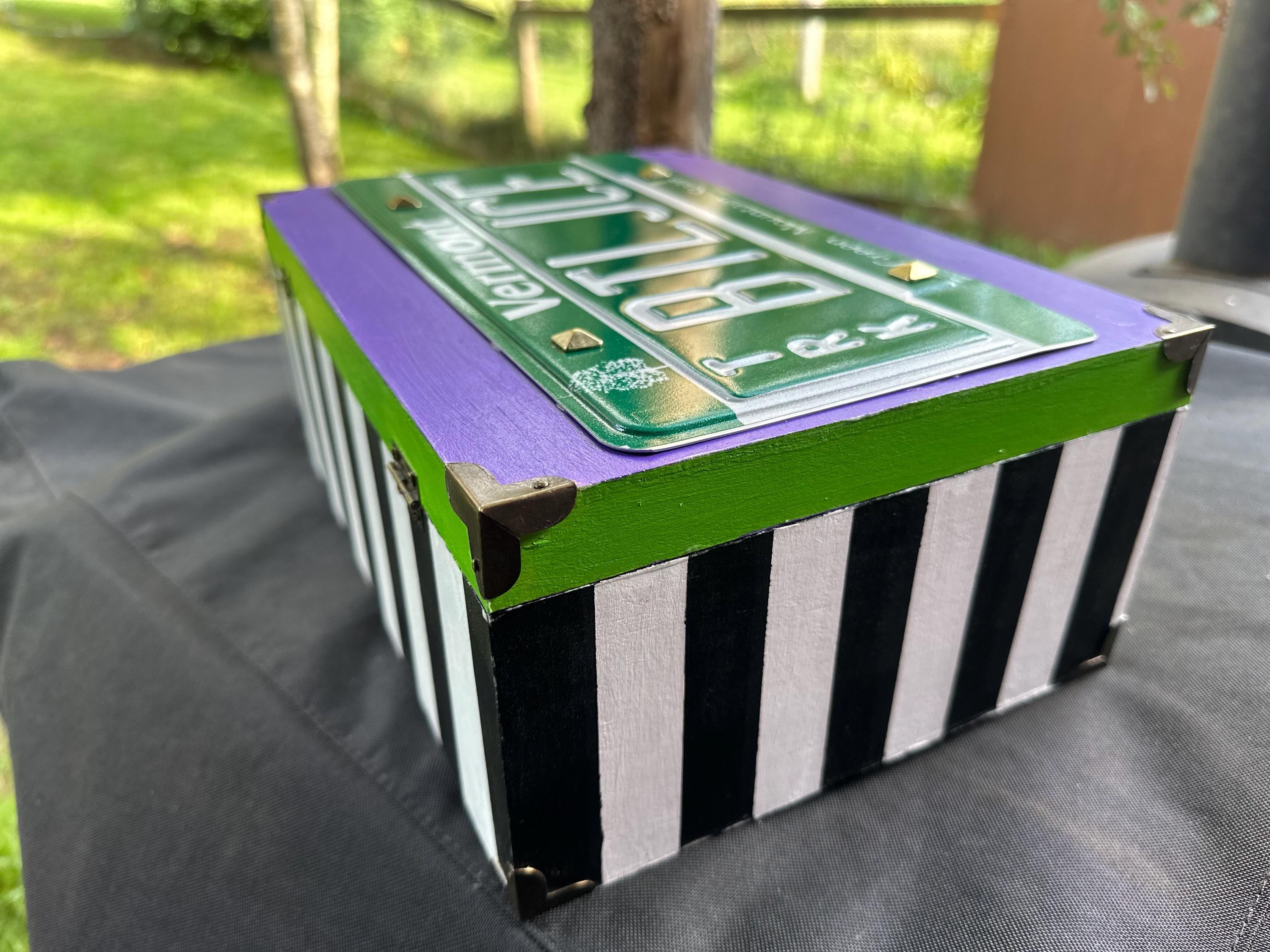 Custom Handpainted Beetlejuice Wooden Box - Etsy