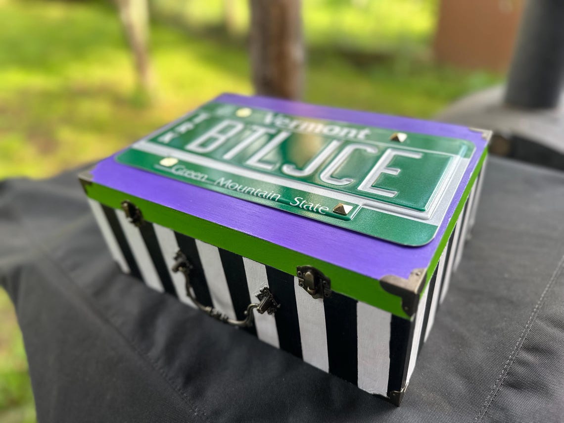 Custom Handpainted Beetlejuice Wooden Box - Etsy