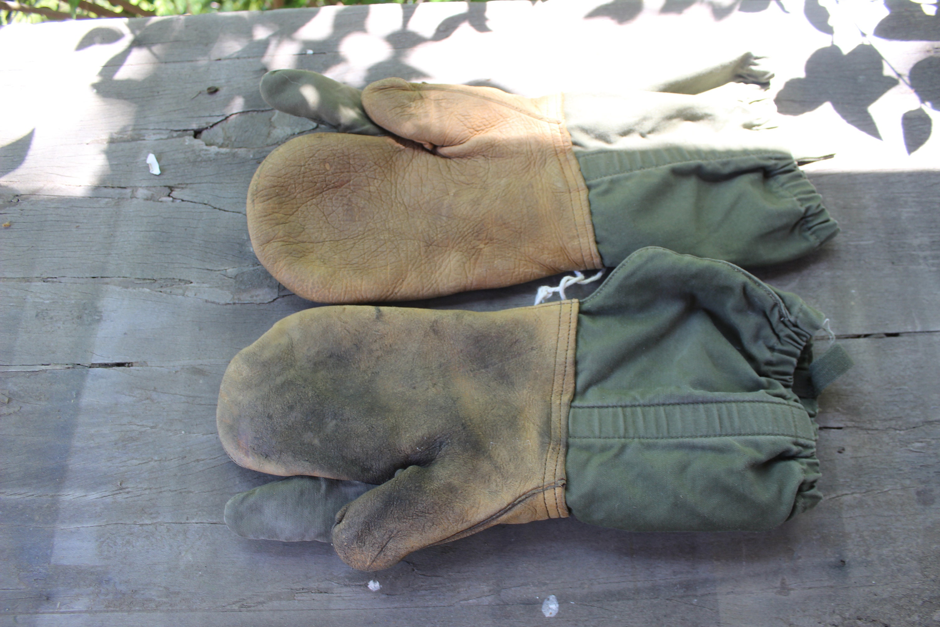 Vintage WWII Army Trigger Gloves Mittens Winter Gloves Leather and ...