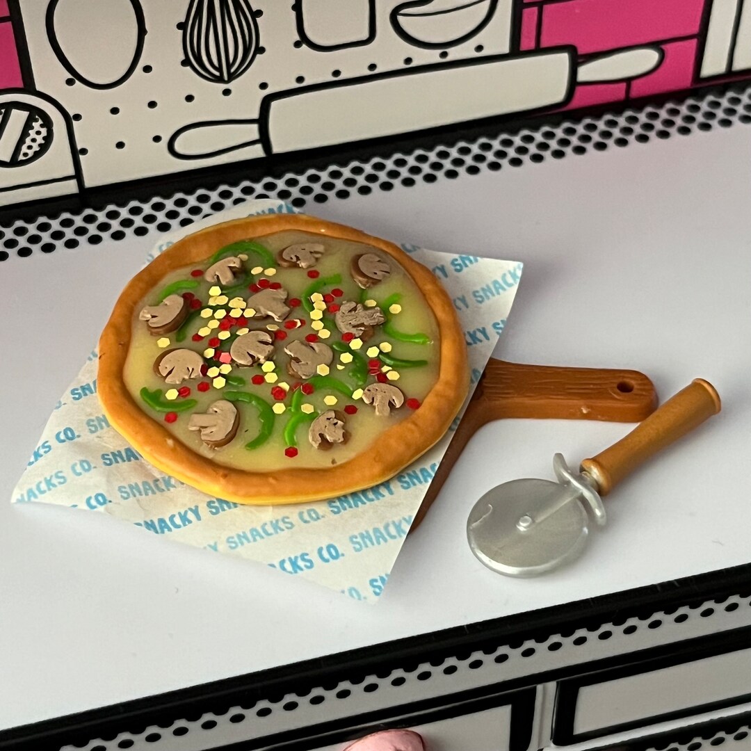 PRE-MADE Mgas Miniverse Diner Series 2: Veggie Pizza - Etsy
