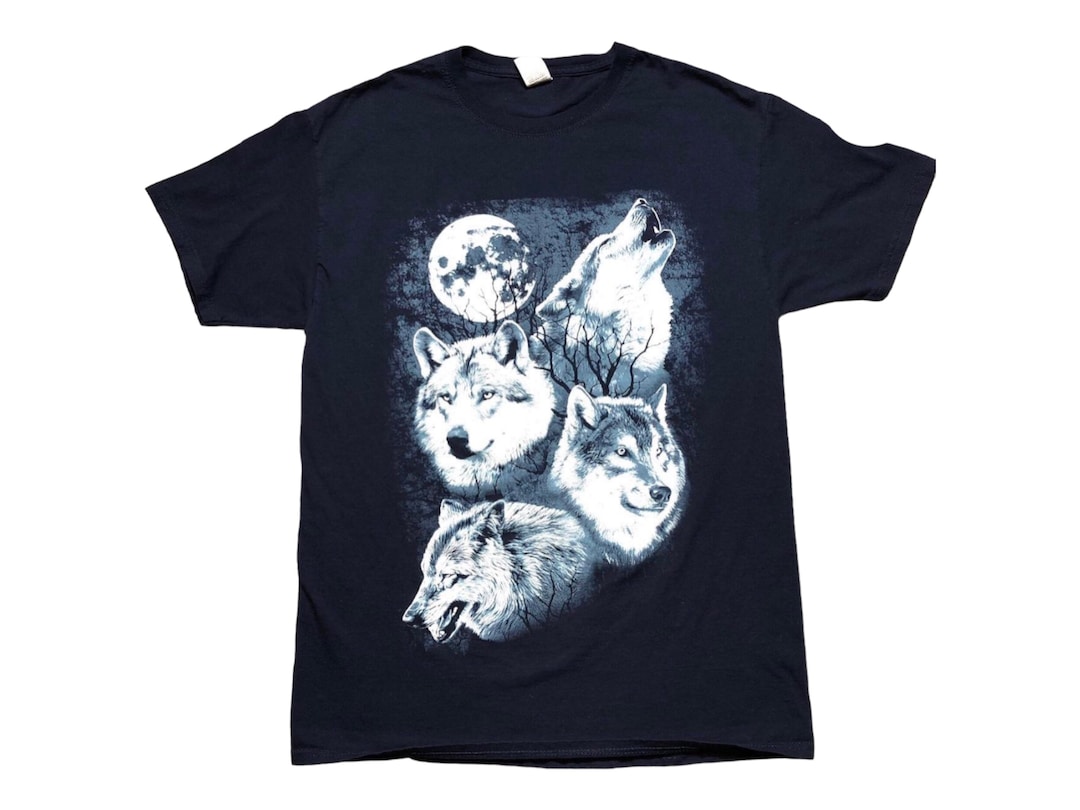 Vintage Wolf Pack Howling at the Moon Dwight Schrute Style T-shirt ...