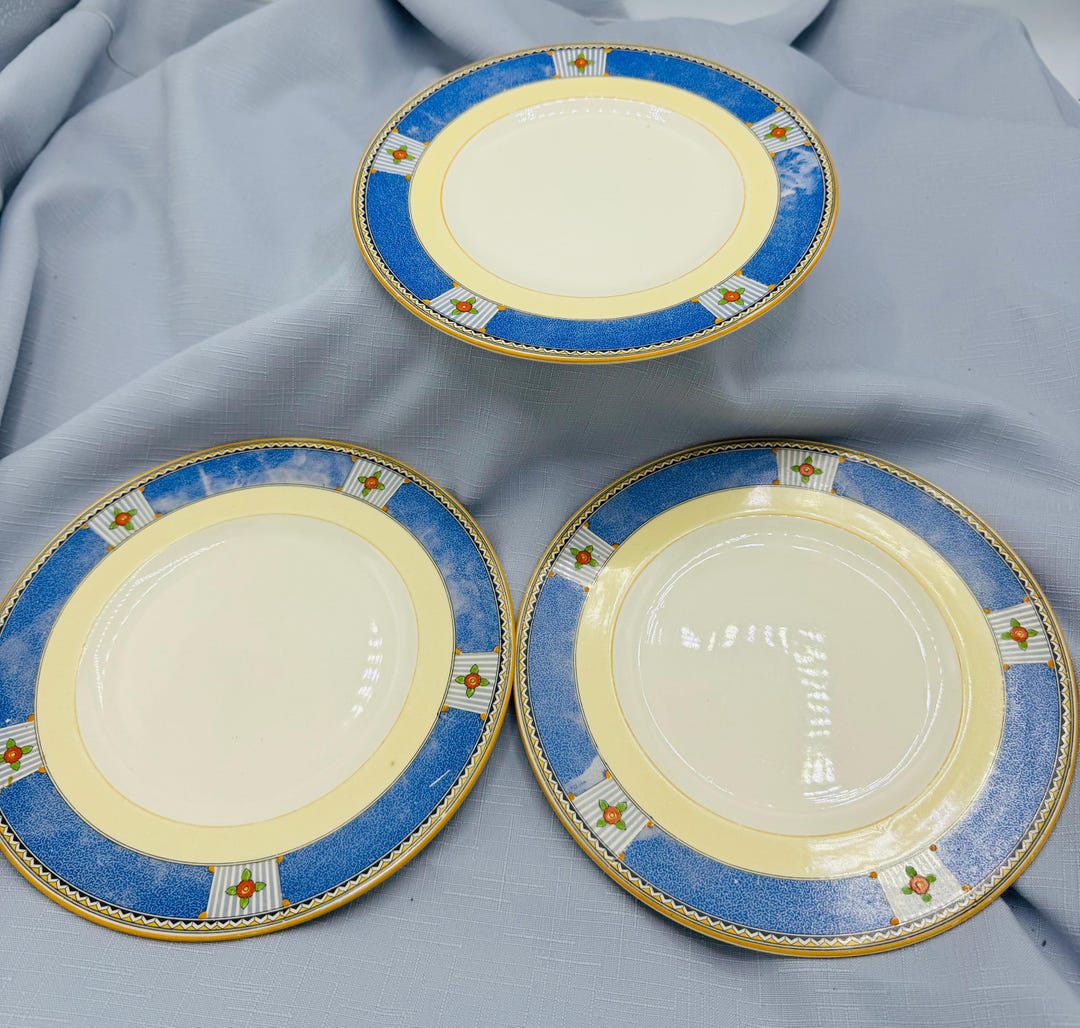 Vintage Ambassador Ware Soho Pottery Trianon Plate, Made in England ...