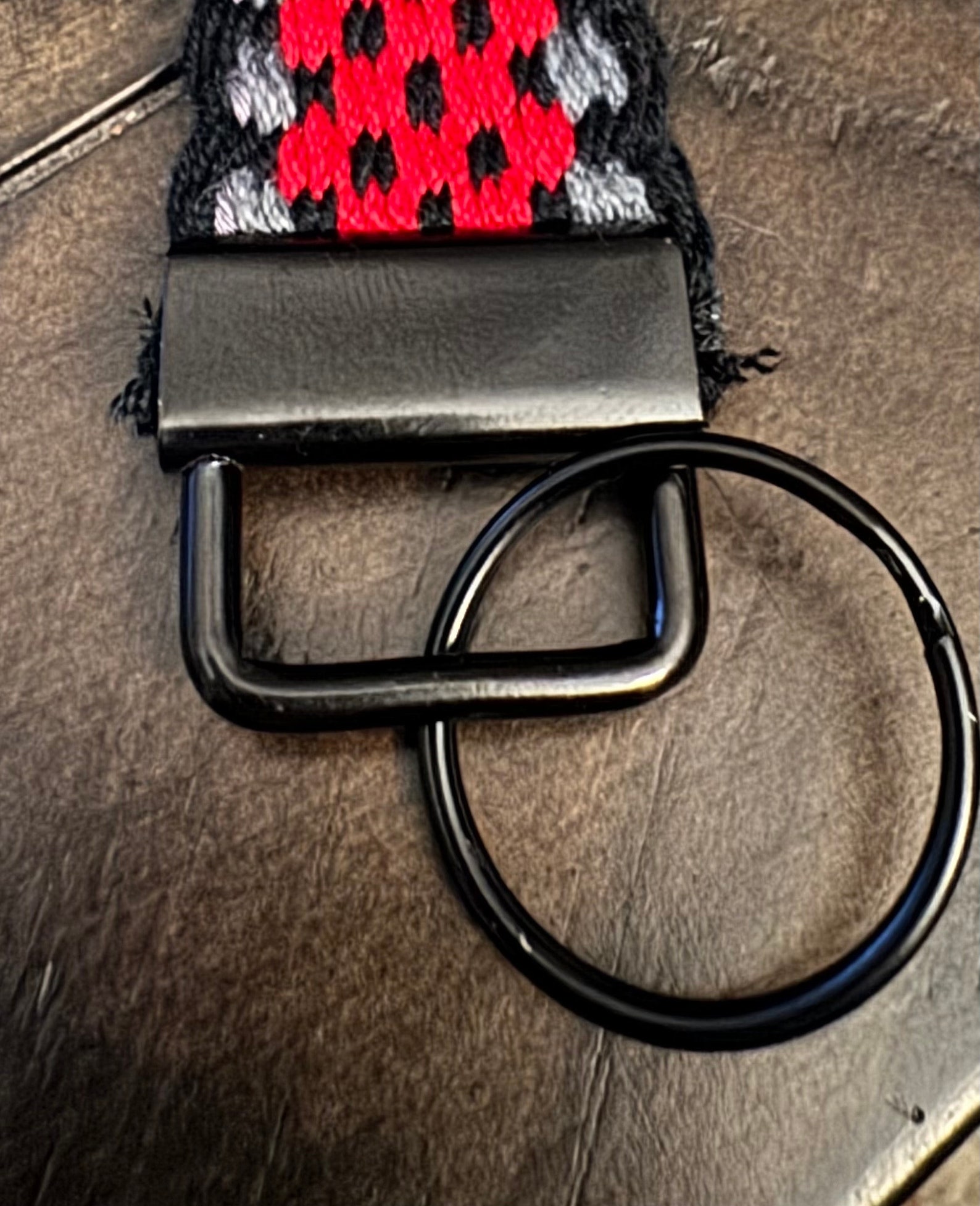 Handwoven Looped Wristlet Keychain W/ Custom Fob Clamp: Pick-up Leaf ...