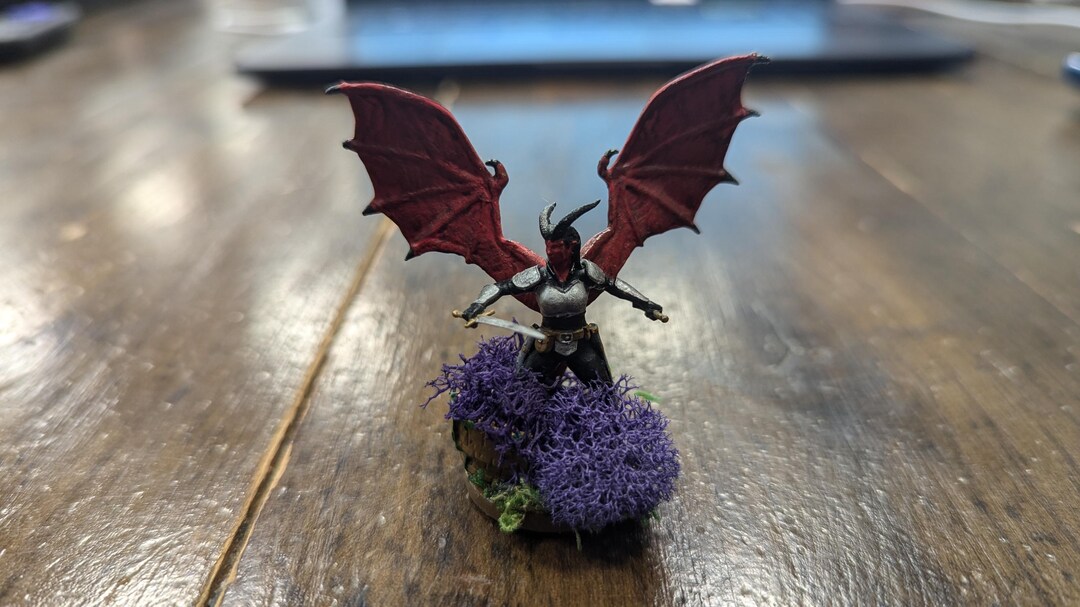 Tiefling Rogue With Wings and Decorative Base - Etsy
