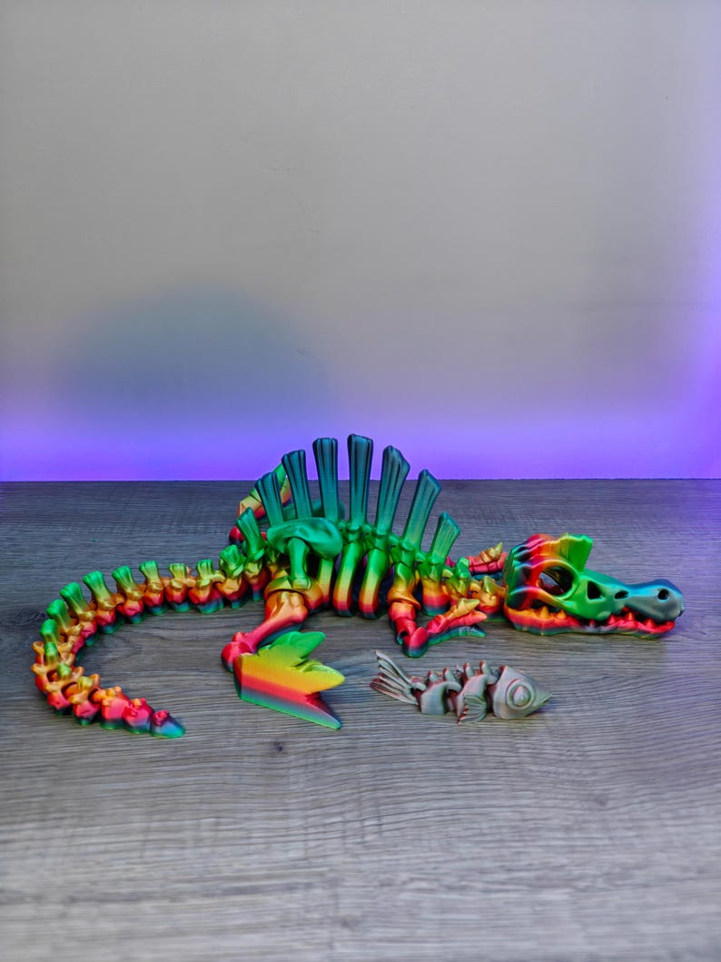 Giant Spinosaurus - 17 Inch Long Dinosaur - Articulated Toy - River ...