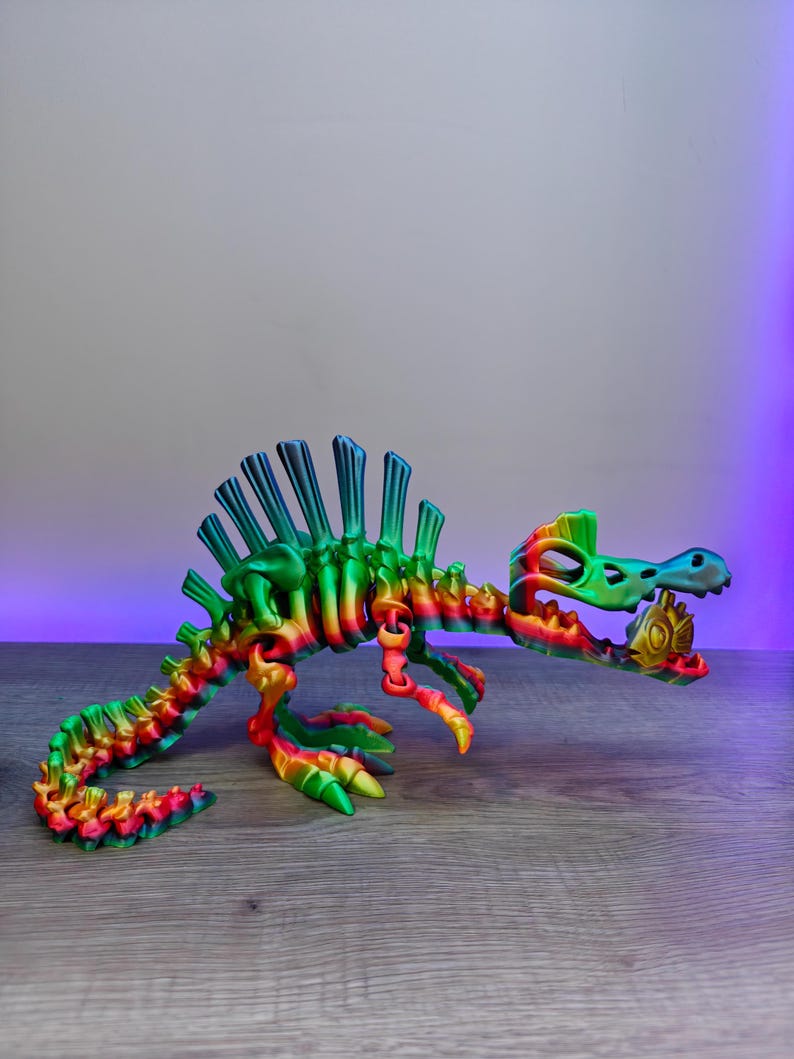 Giant Spinosaurus - 17 Inch Long Dinosaur - Articulated Toy - River ...
