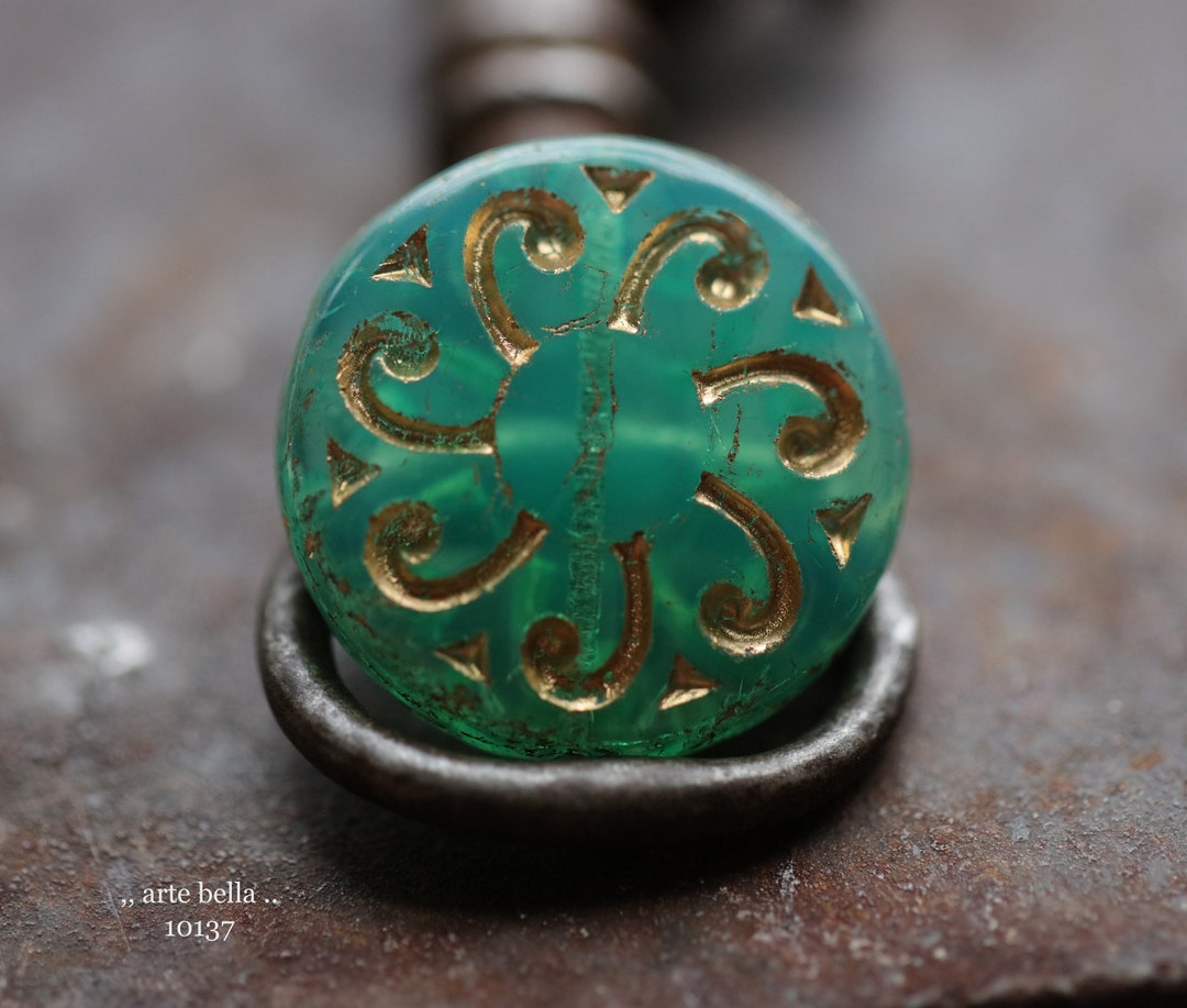 Premium Glass Beads .. GOLDEN OCEAN SUNS .. 2 Czech Glass Floral Sun ...