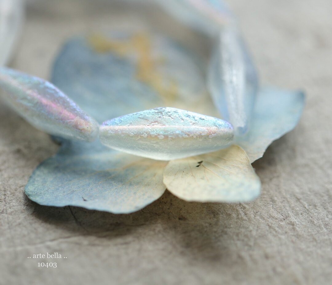 Premium Glass Beads .. MYSTIC GRAY RHOMBUS .. 6 Etched Czech Glass ...