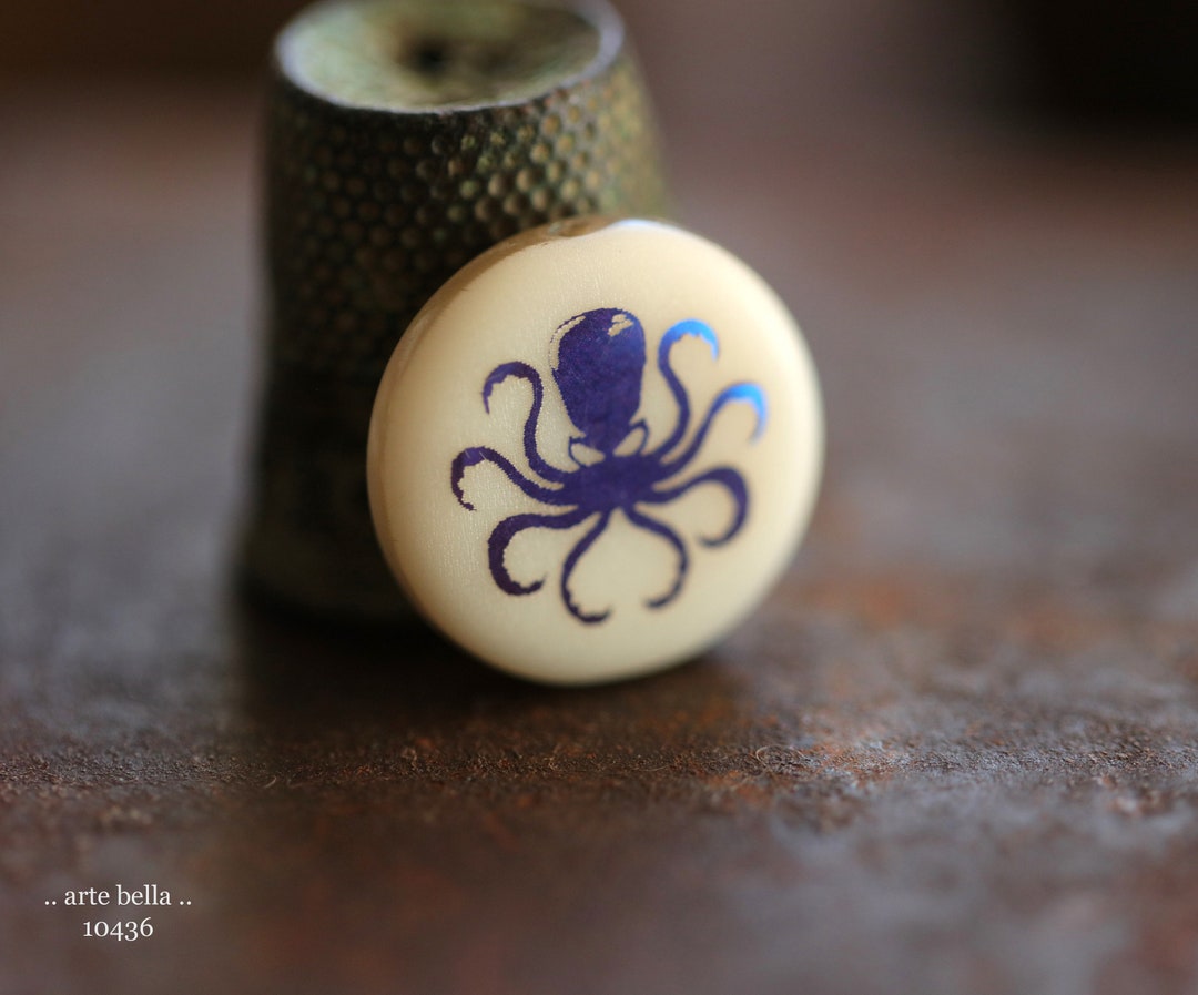OCTOPUS COINS .. 4 Premium Czech Glass Laser Etched Octopus Coin Bead ...