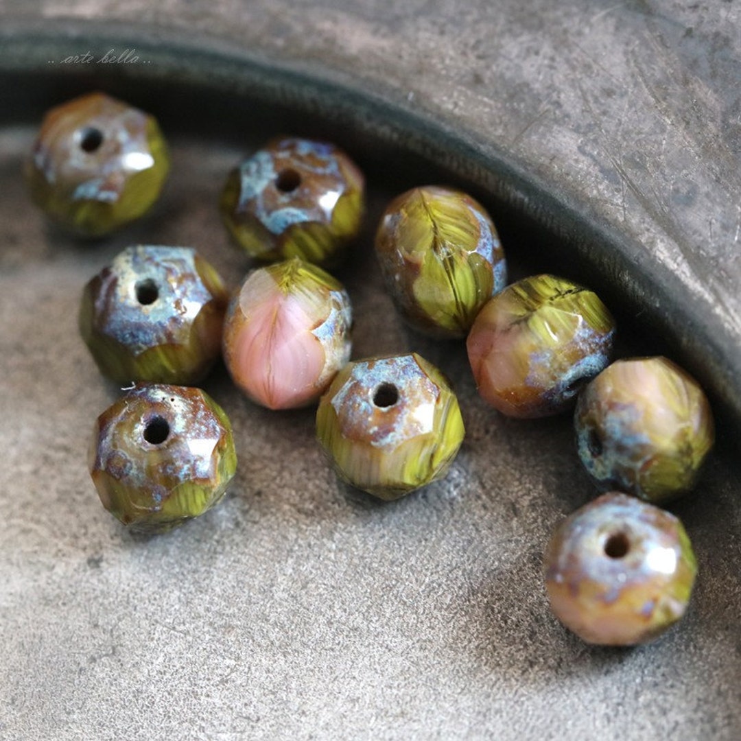 Earthy PINK LICHEN PEBBLES .. 25 Premium Picasso Czech Glass Faceted ...