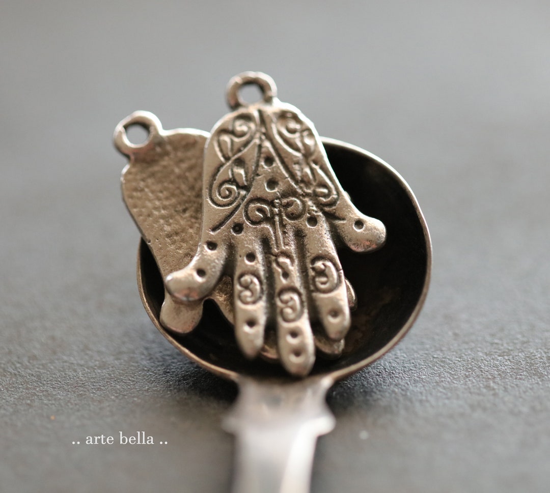 Jewelry Making Supplies .. ANTIQUE PEWTER HANDS .. 2 Mykonos Greek ...