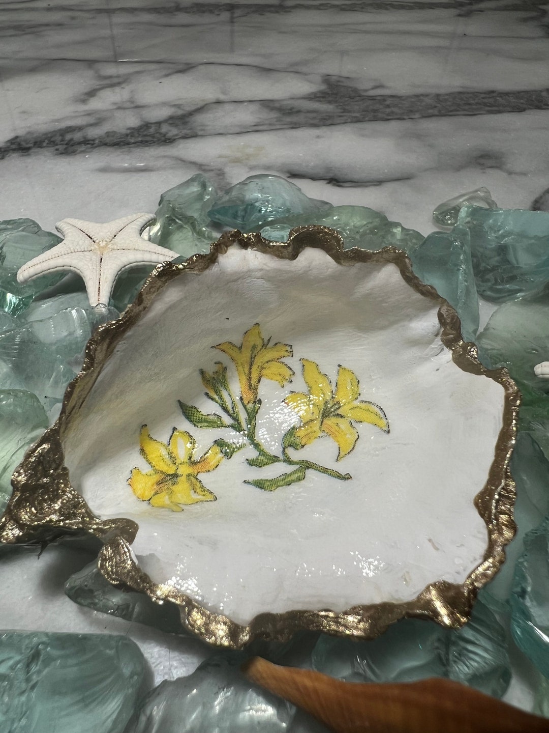 Yellow Jasmine Oyster Shell Ring Dishes - Etsy