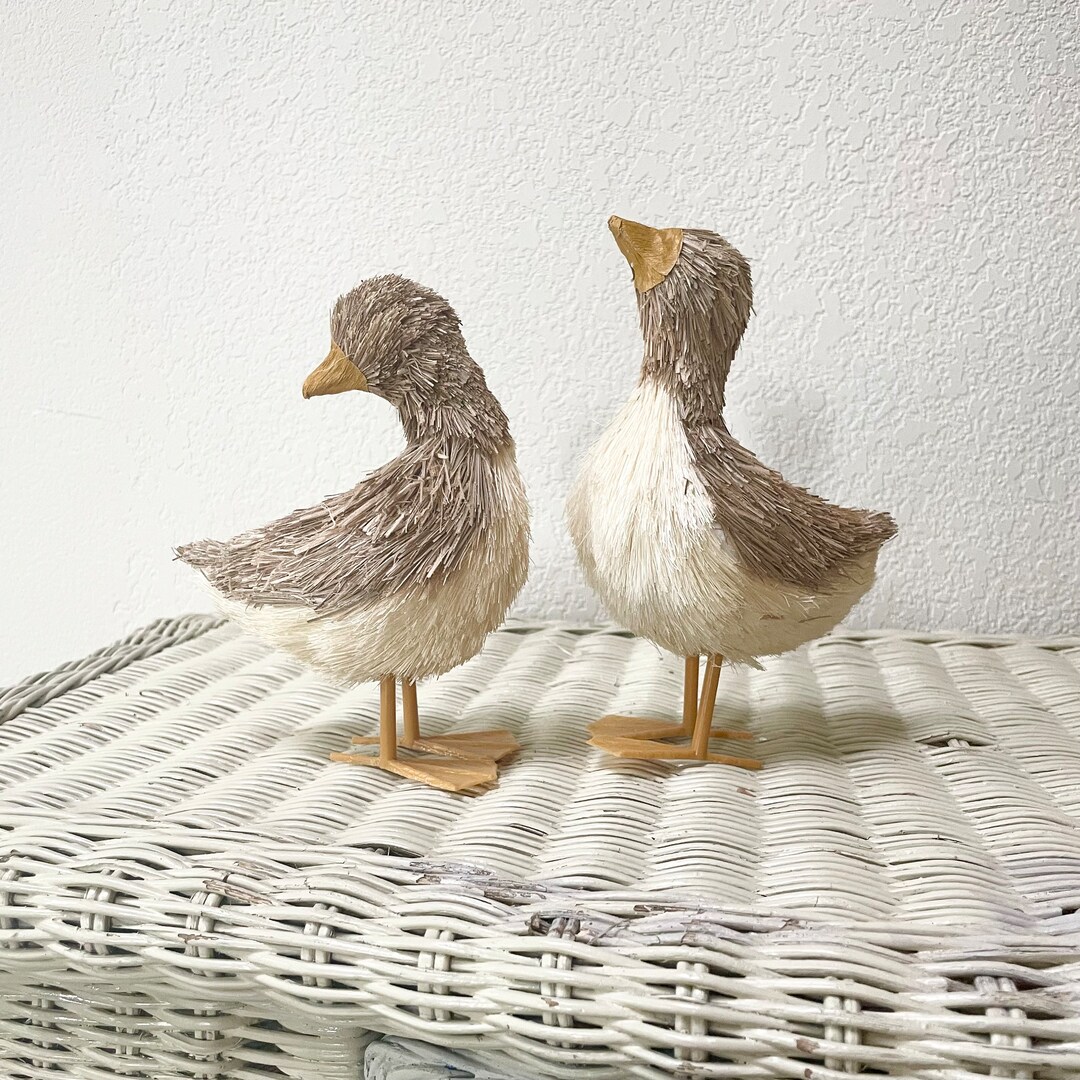Set 2 Straw Sisal Ducks Figurines Cute Couple Pair Farm Lodge Country ...