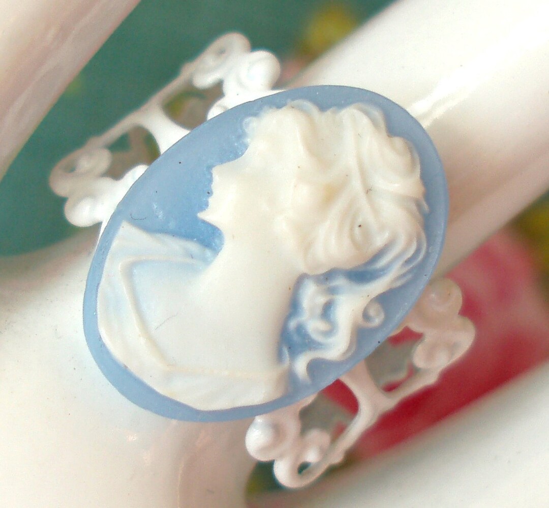Vintage Cameo Ring Vintage Style Blue & White Cameo Ring Antique Style ...