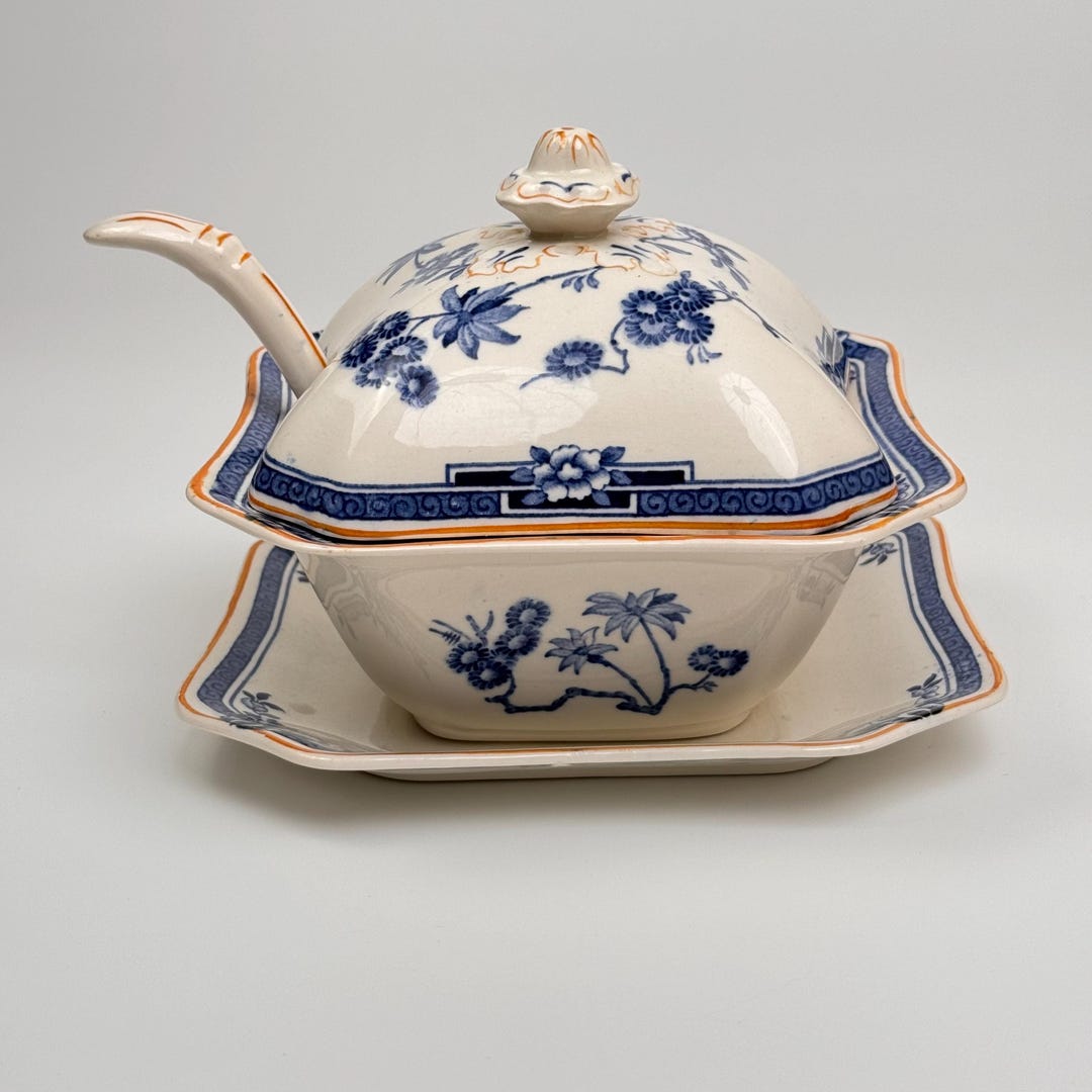 Vintage Wood Ware Kenya Vegetable Dish/ Sauce Tureen With Plate & Ladle ...