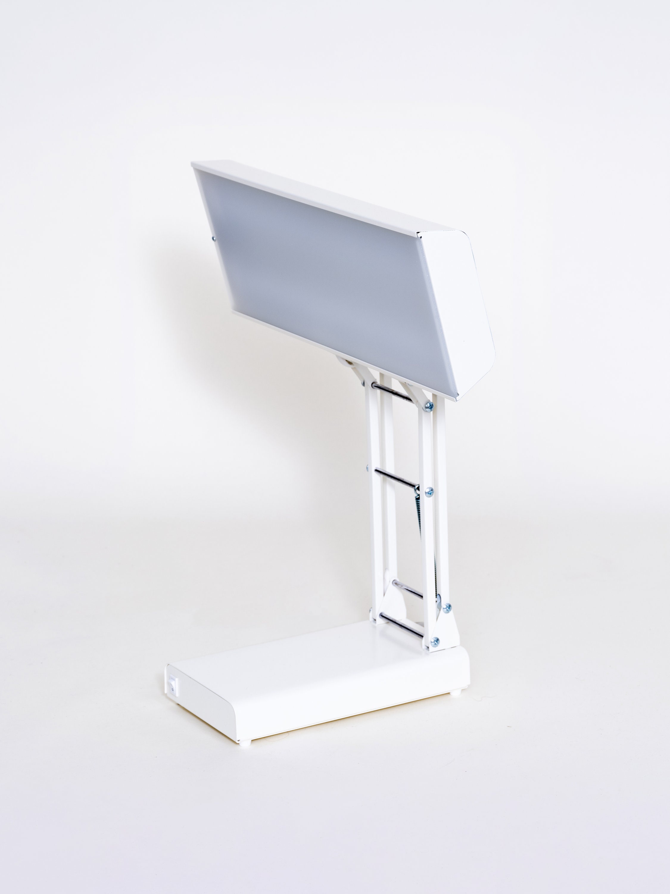 Northern Lights Desk Lamp Made in CANADA for 10,000 Lux Winter Blues ...