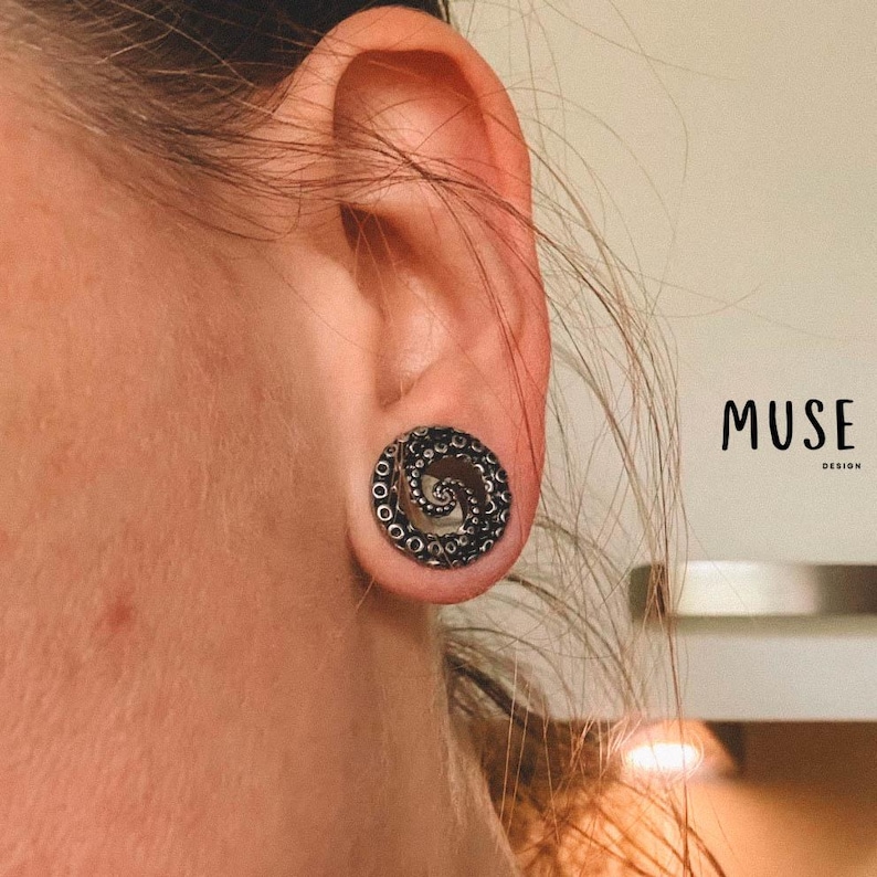 Tentacle Spiral Plugs, Double Flare Tunnels, Animal Texture Design ...