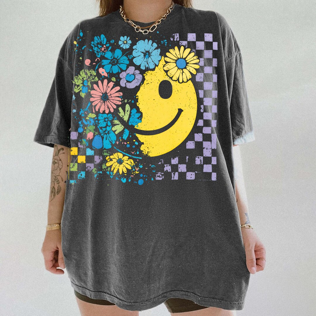 Grunge Floral Smiley Face PNG, Retro Checkerboard Smiley Sublimation ...