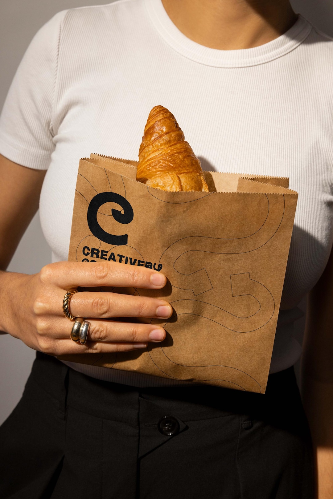 Bakery Packaging Bag Mockup - Coffee Shop Takeaway Paper Bag - PSD ...