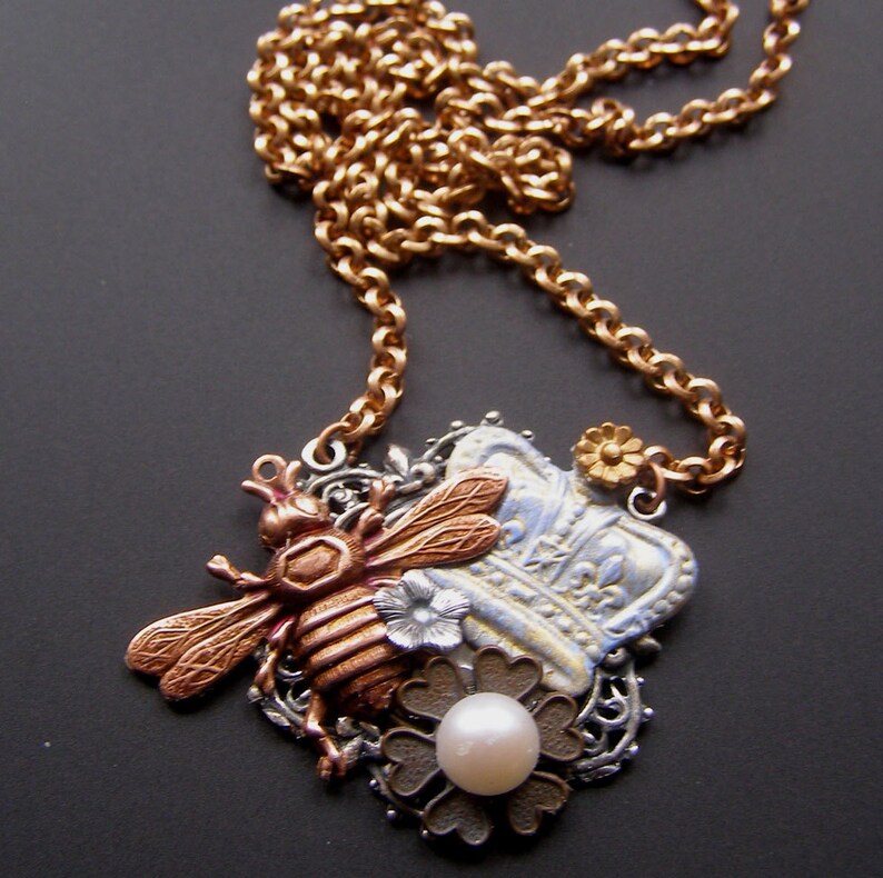 Honey Bee Necklace Queen Bee Necklace Crown Necklace - Etsy