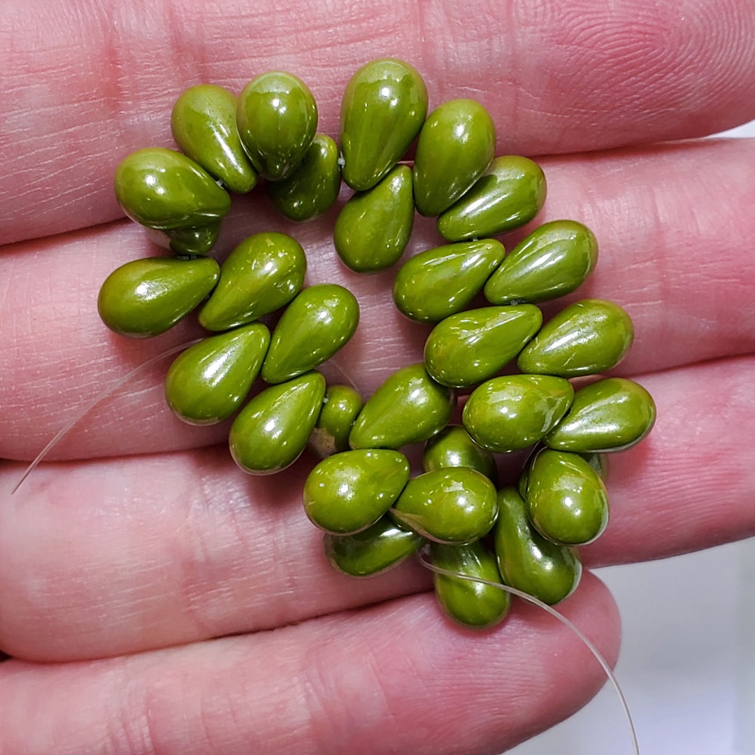 9 X 6mm Tear Drop Pressed Drop Gaspeite Opaque With Luster - Czech ...