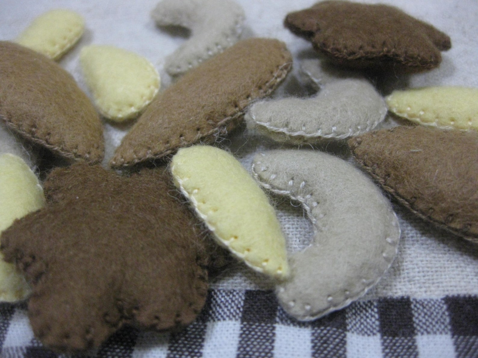 Felt Mixed Nuts - Etsy
