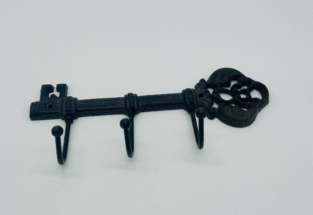 Cast Iron Skeleton Key Triple Metal Wall Hook Rustic Farmhouse ...