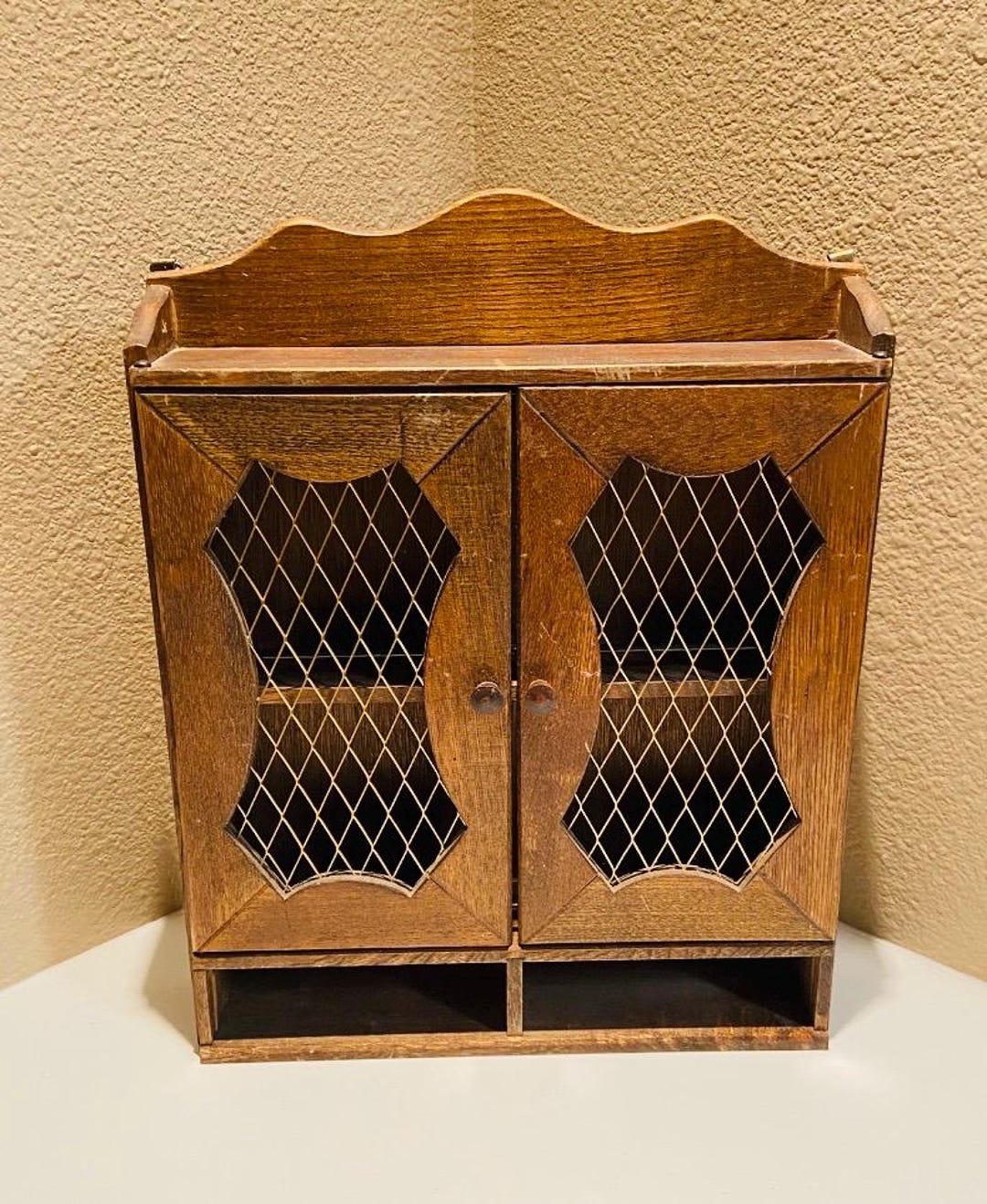Vintage Wooden Wall Mount Spice Rack/cabinet Farmhouse Cottagecore ...