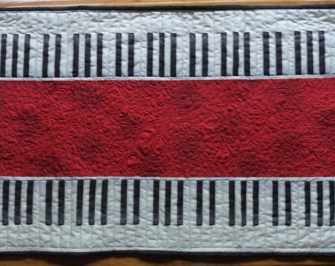 Piano Keyboard Quilted Table Runner - Etsy