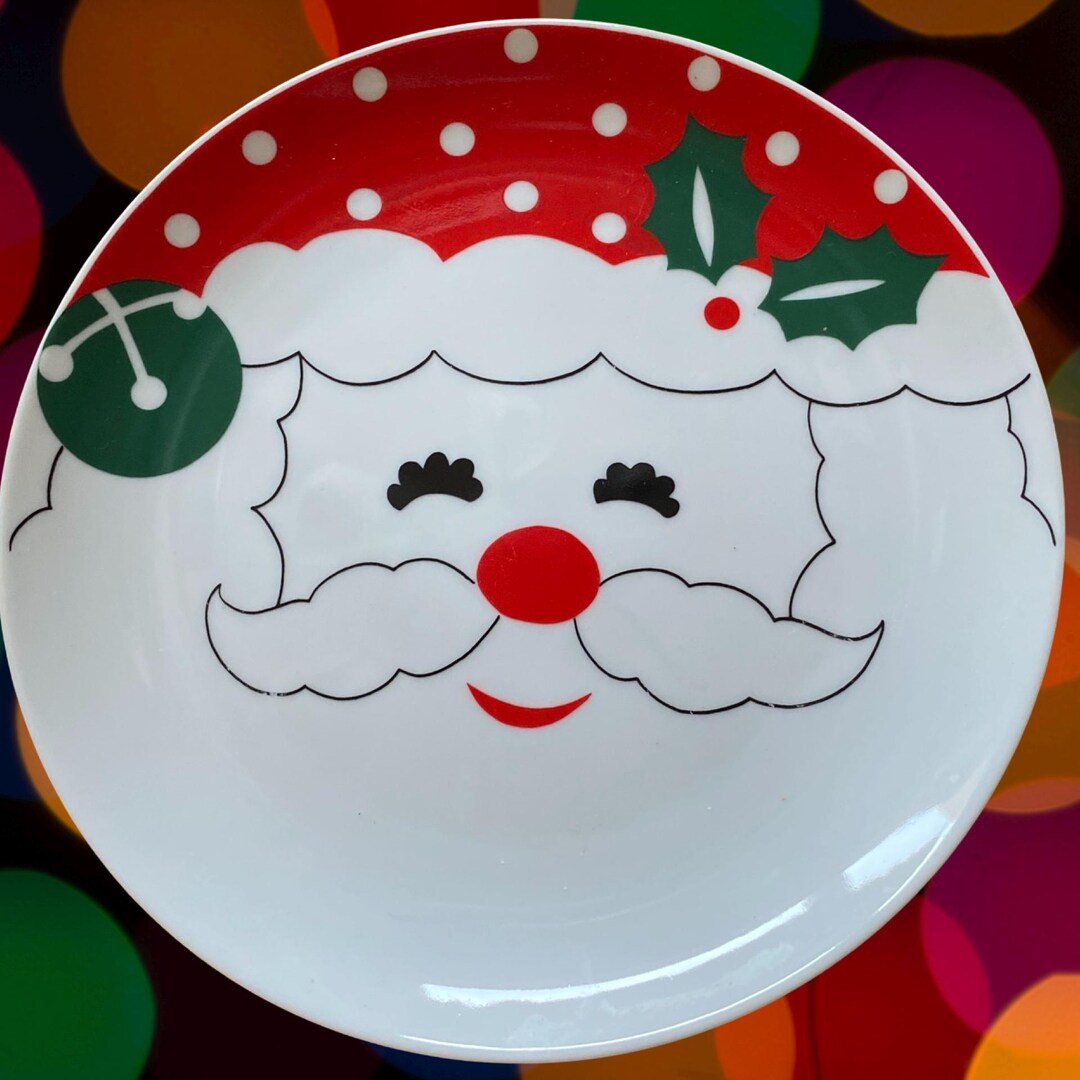 2 Vintage 60's Santa / Santa Claus Plates / Kitschmas / MCM / Christmas ...