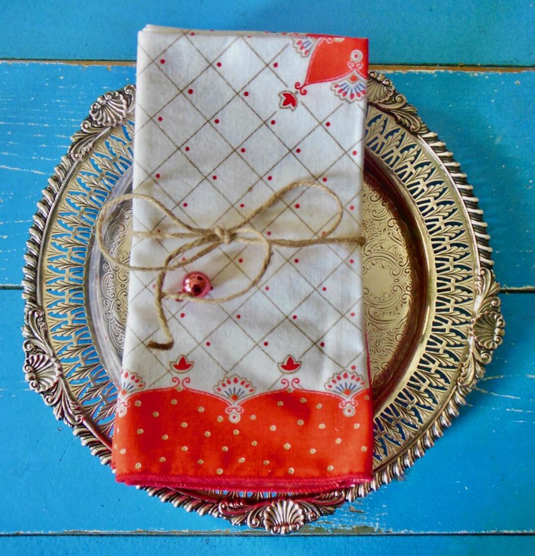 Set of Six Festive Vintage Napkins - Etsy