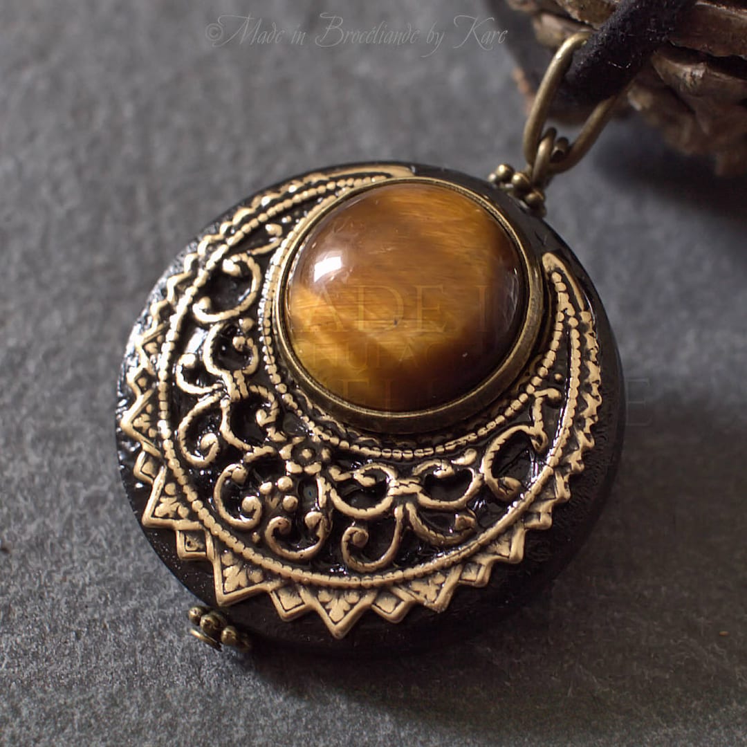 Amulet Protection Necklace Pendant "lleuad" Tiger's Eye Moon Wicca ...