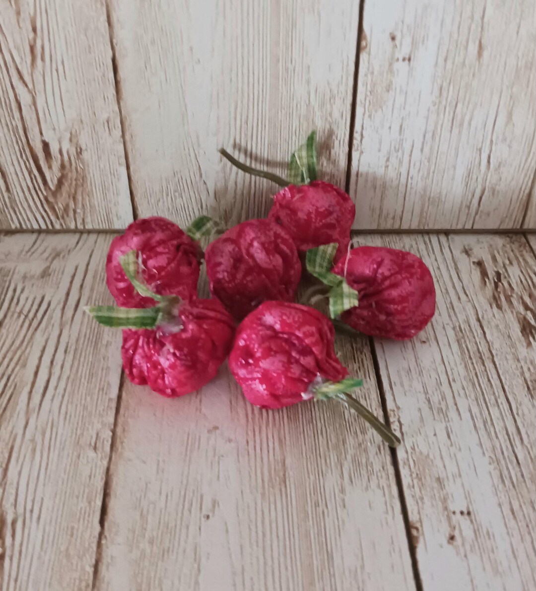 Raspberries Farmhouse Country/ Set of 6/ Vintage Look Red Print Fabric ...