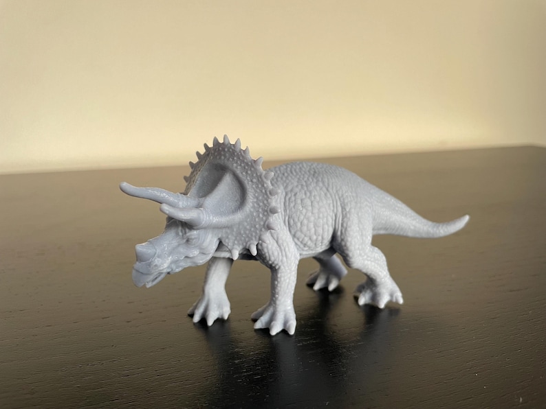 Triceratops Dinosaur - Resin 3D Printed Jurassic Miniature Dinosaur ...