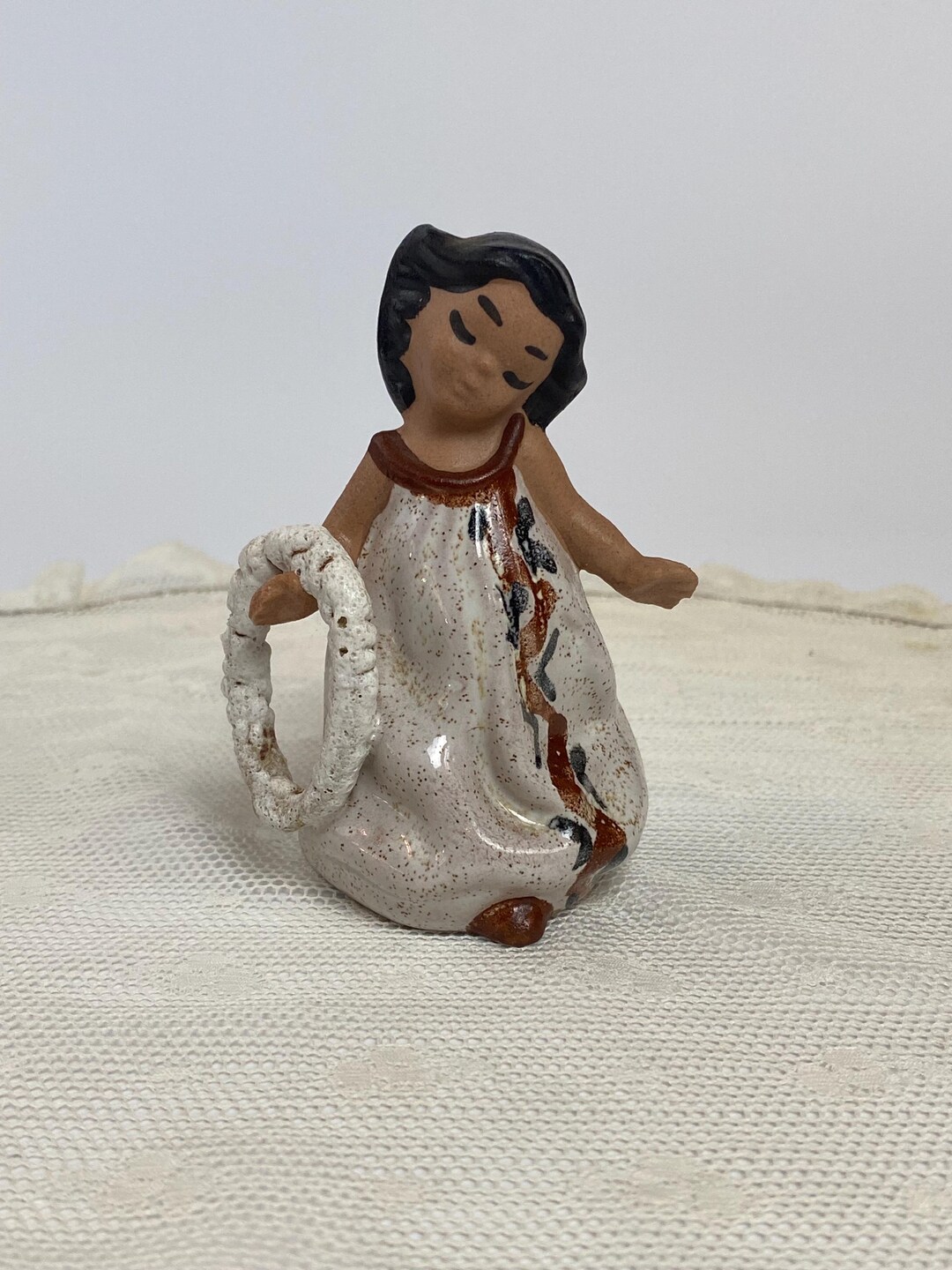 Hula Girl With Lei / Native Hawaiian Petite Figurine / Bee of Hawaii ...