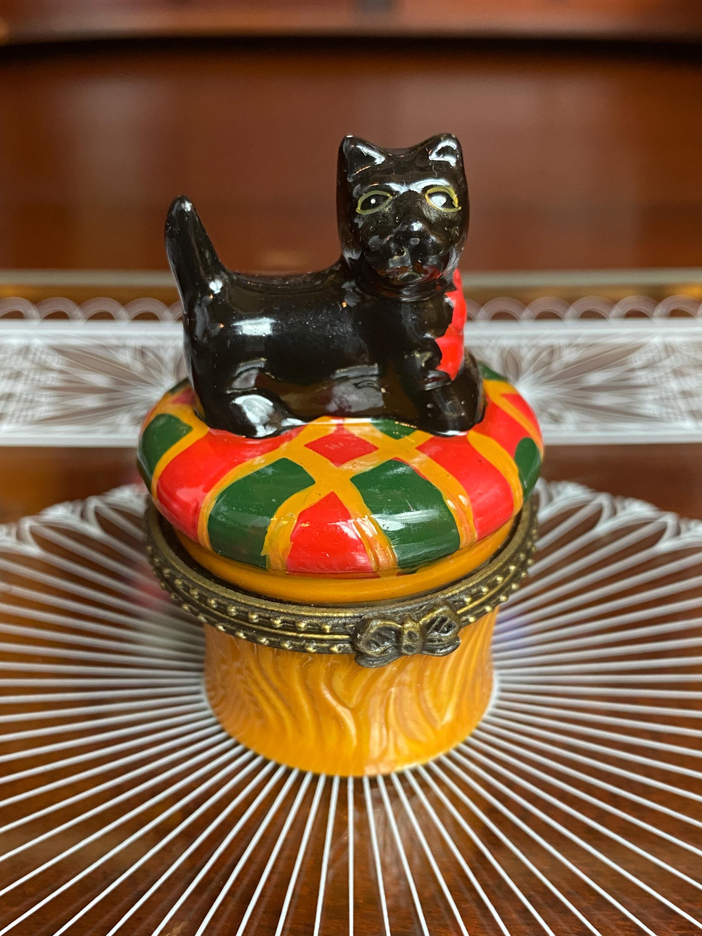 Scottie Dog Trinket Box / Black Dog / Red Bow Tie / Miniature Bone ...