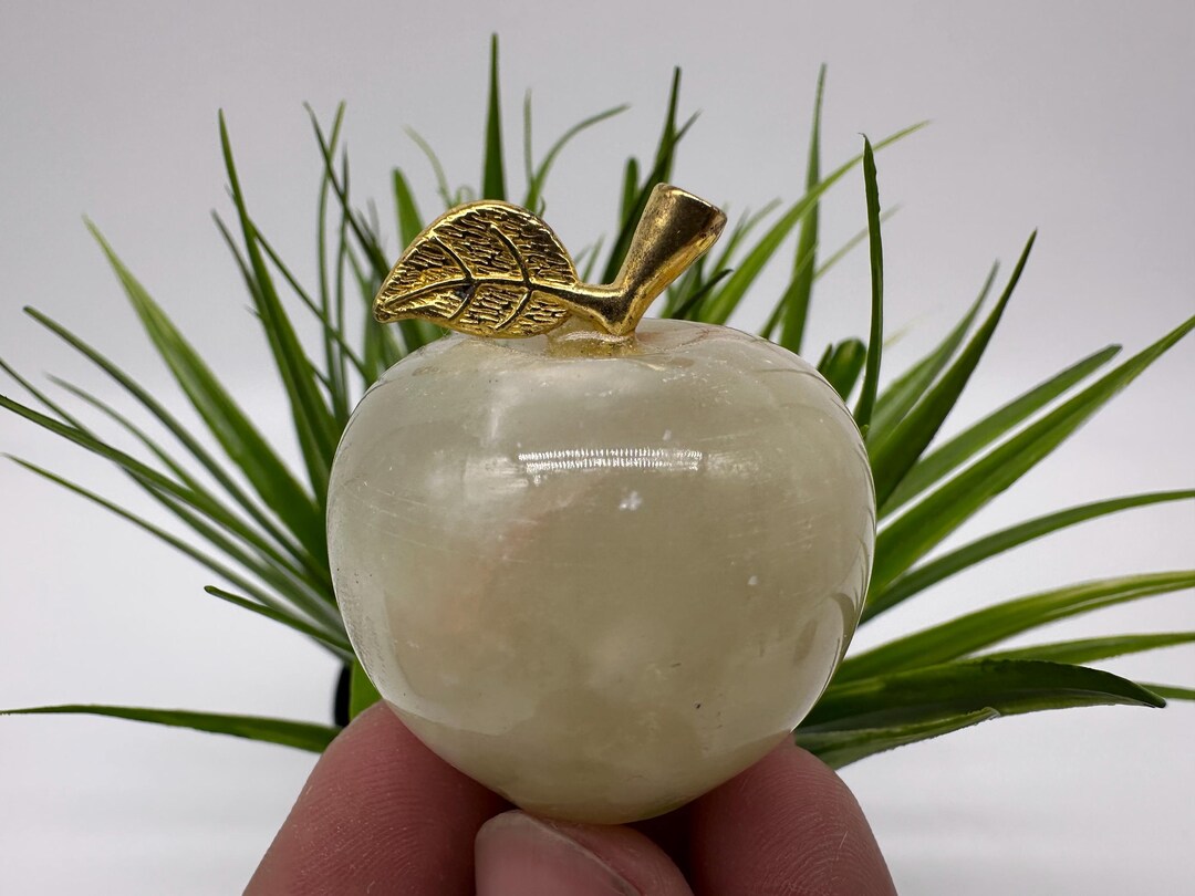 Handcrafted Marbled Onyx Apple Sculpture: Natural Stone Decor - Etsy