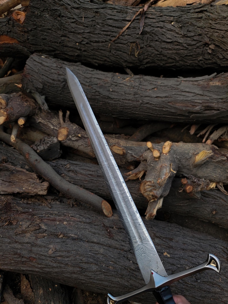 Handmade Damascus Anduril Sword: Lord of the Rings Replica With Leather ...