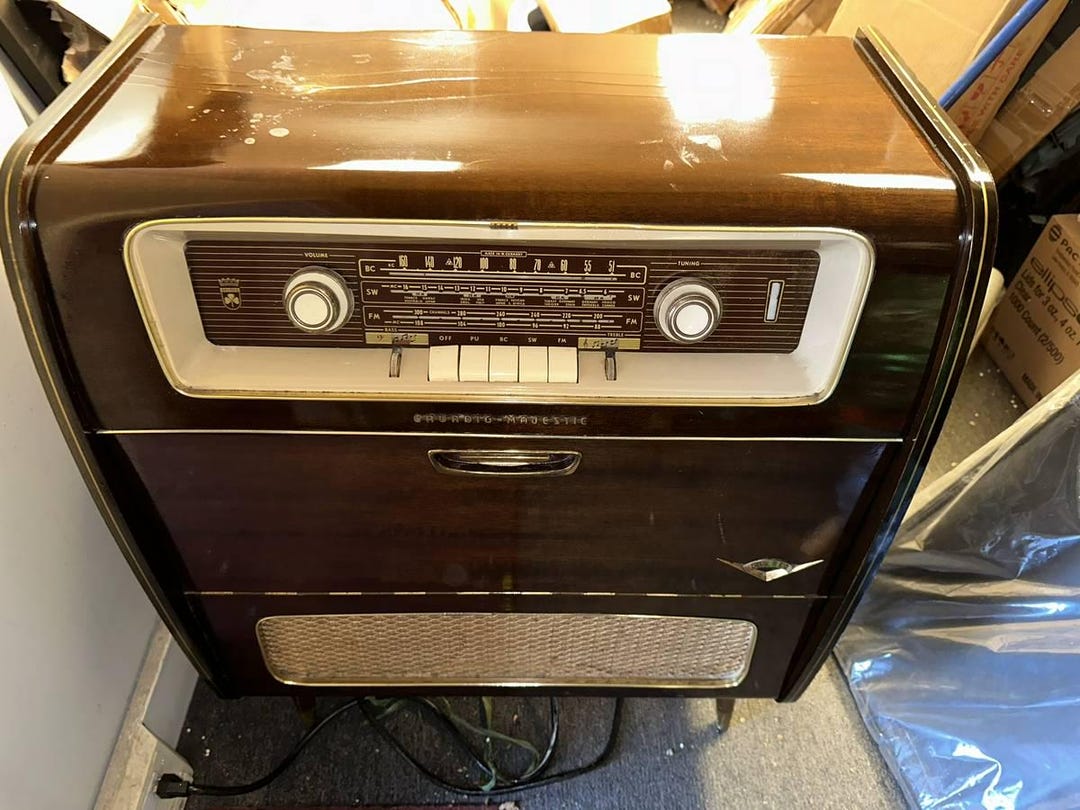 A Vintage Grundig Majestic Stereo Radio Phonograph Model K2 SO US ...