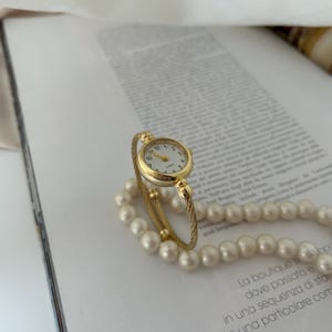 Womens Wrist Watch, Gold Colour Small Watch, Vintage Gold Watch, Round ...