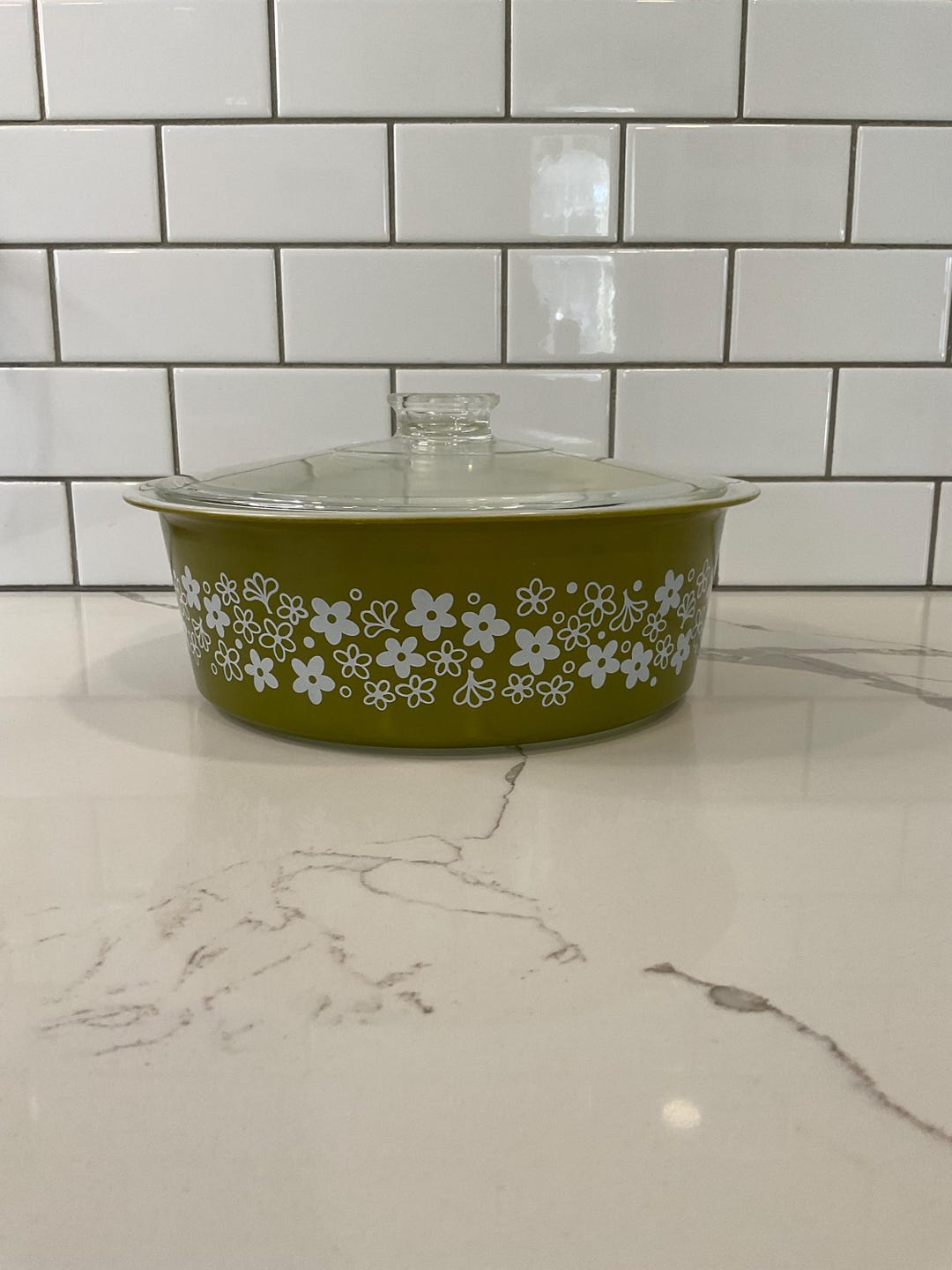 RARE Vintage Pyrex 664 big Bertha 4 Qt Casserole W/ Lid in Crazy Daisy ...