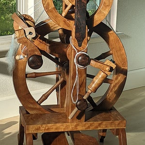 Emily! Accelerated Spinning Wheel #2304 - Etsy