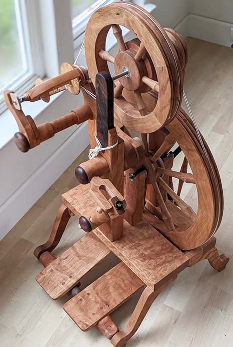 Emily Accelerated Spinning Wheel 2304 - Etsy
