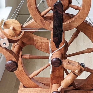 Emily Accelerated Spinning Wheel 2304 - Etsy